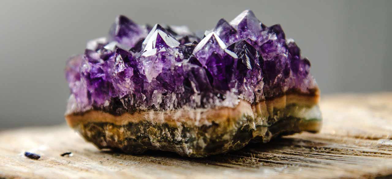 Améthyste | Pierre naturelle lithothérapie | Vertus et propriétés - Mes ...
